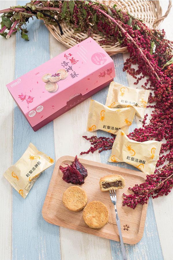 DJ42 Red Quinoa Roselle Cake 180g